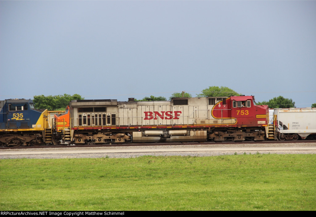 BNSF 753